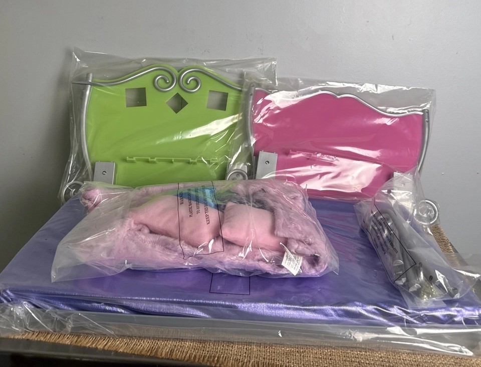 Our Generation Funky Bed 18 Inch Doll Bed New In Box | eBay