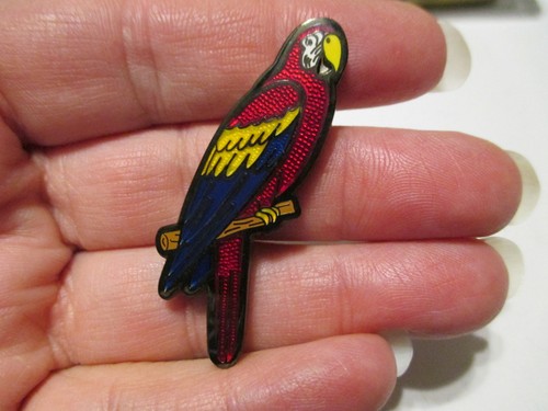Geocaching Trackable Macaw Geocoin Tropical Bird Coin Shiny Black ...