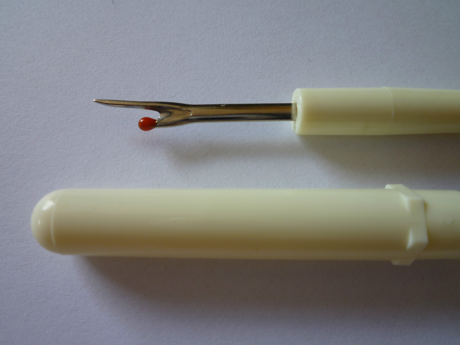 Seam Ripper QUICK UNPICK Stitch Unpicker 2 pieces beige 8cm long very ...