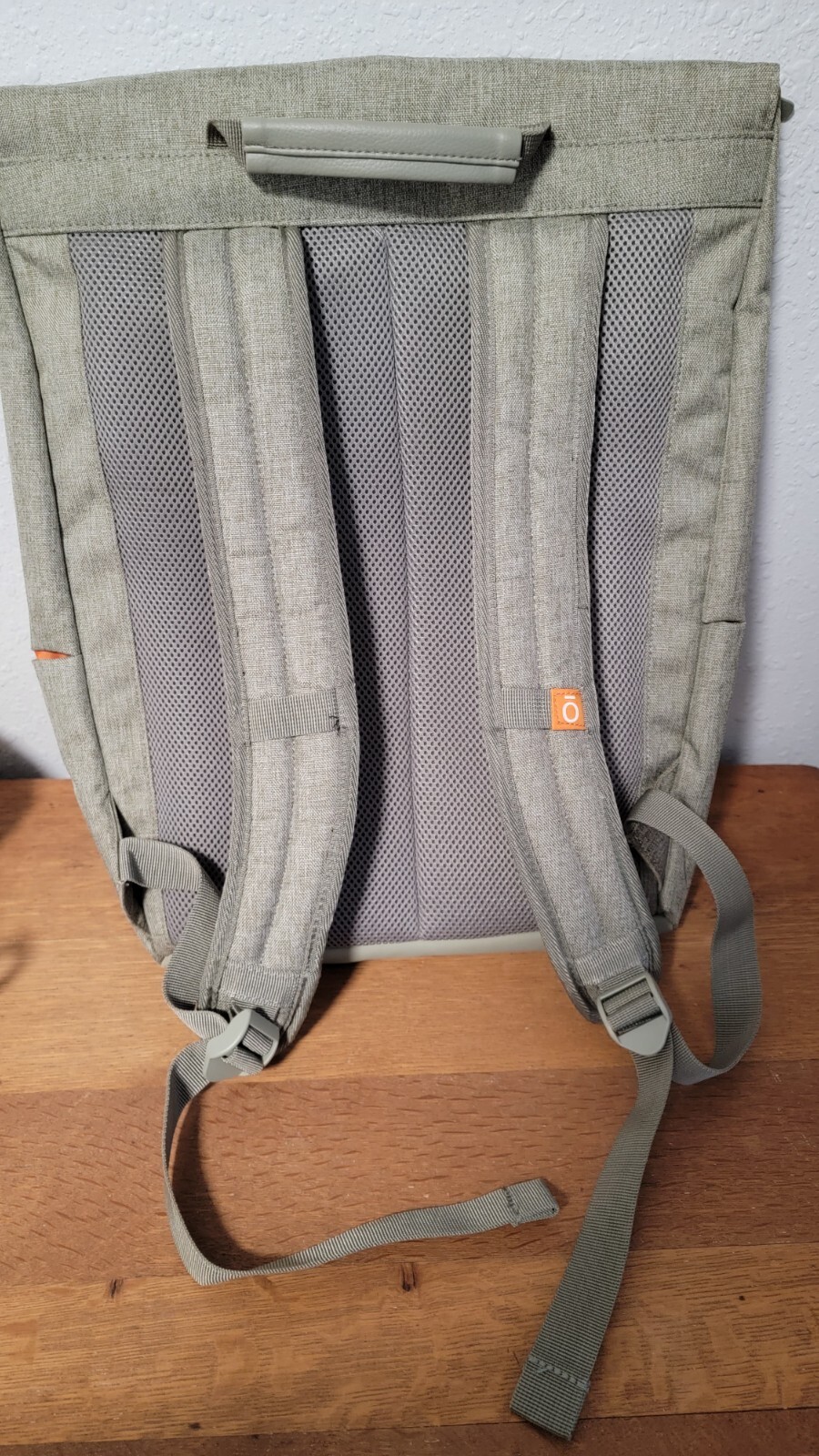 doTERRA Backpack Gray, Sage, Green Daypack Magnetic & Zipper Closures ...