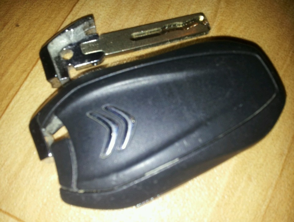 GENUINE CITROEN DS3 DS5 DS4 DS3 ETC 3 BUTTON SMART KEY FOB REMOTE KEY ...
