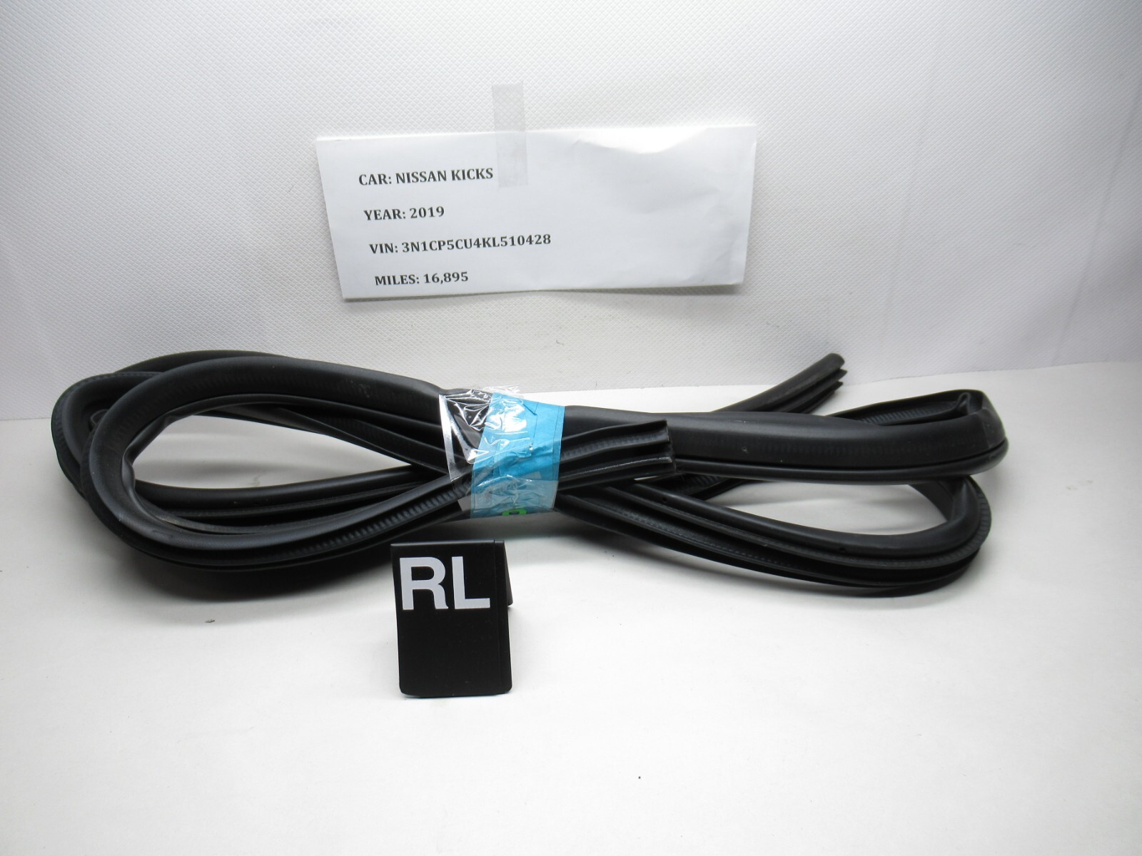 2018-2024 Nissan Kicks Rear Left Door Body Weatherstrip Seal 82831 ...