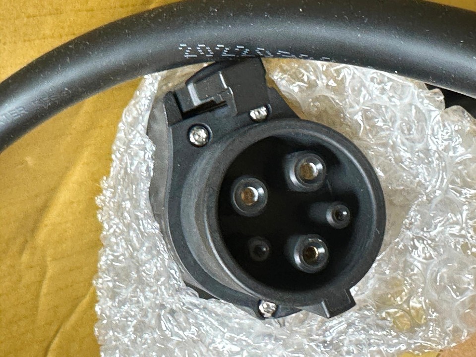 Loop EV-Flex Electric Vehicle 32A Level 2 Networked Charging Charger ...