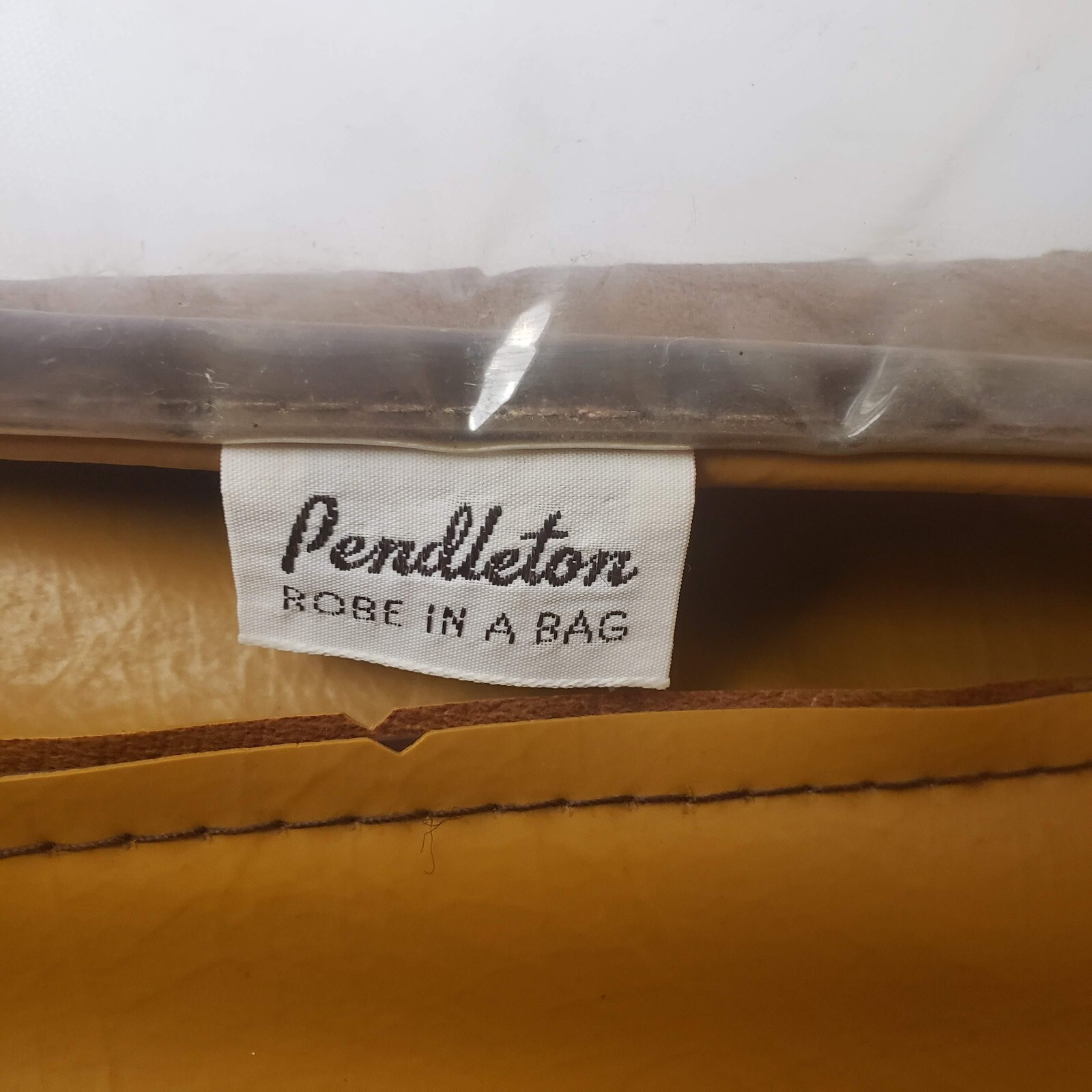 Vtg Pendleton Robe in a Bag Plaid Wool Stadium Blanket Throw Bag ...