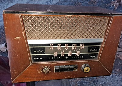 Vintage General Electric Tube AM Radio Wood Case model GE 321 Working ...