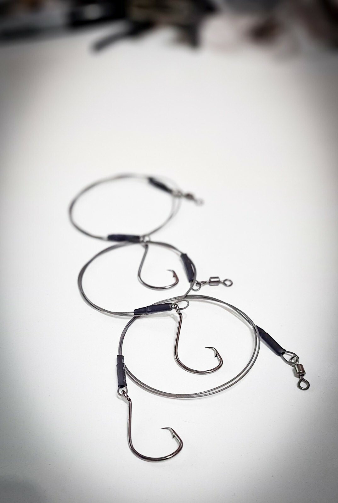 SINGLE / TWIN HOOK PIKE RIGS/NEW HOOKS STYLE-PIKE BASS FISHING - LIVE ...