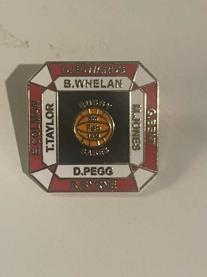 MANCHESTER UNITED MUNICH 1958 PLAYERS NAMES REMEMBRANCE BADGE MEMORIAL ...