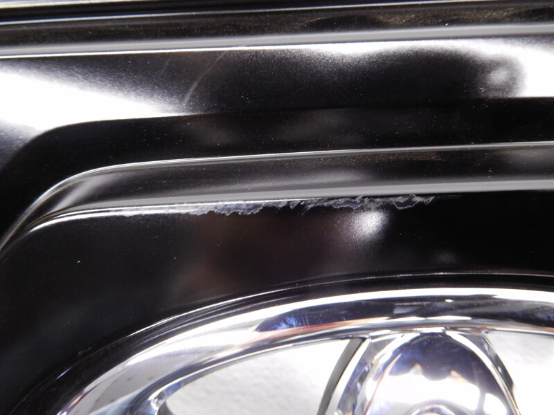 2016 Genuine Toyota Tacoma SR Grille OEM 53100 04500 for sale online | eBay