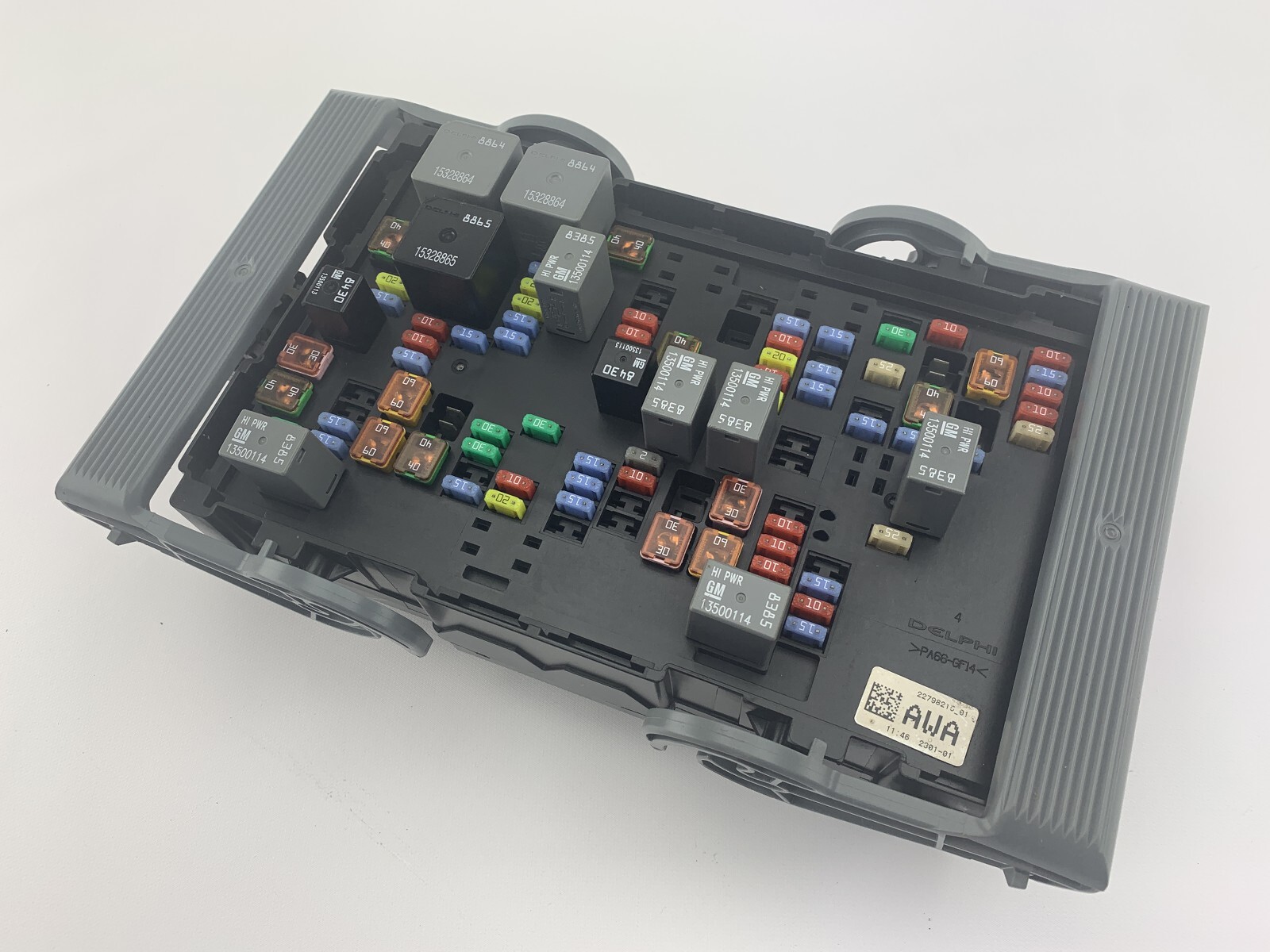 10 - 13 Chevy Silverado GMC Sierra Fuse Box Relay Junction Block ...