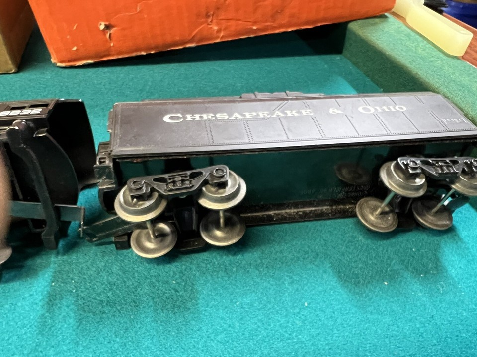 Lionel 6-8632 O Gauge NYC 4-4-2 Steam Locomotive train chesapeak and ...