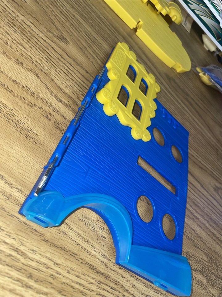 Fisher-Price Jake The Neverland Pirates Mighty Colossus Ship ...