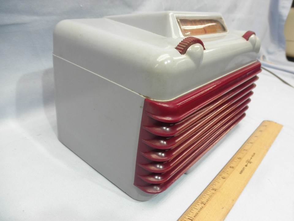 Grey & Cranberry 1946 Setchell Carlson “FROG EYE” #416 Tube Radio ...