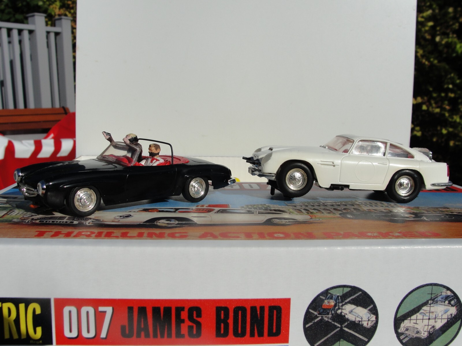 VINTAGE SCALEXTRIC JAMES BOND 007 BOXED 1960S SET - ASTON MARTIN ...