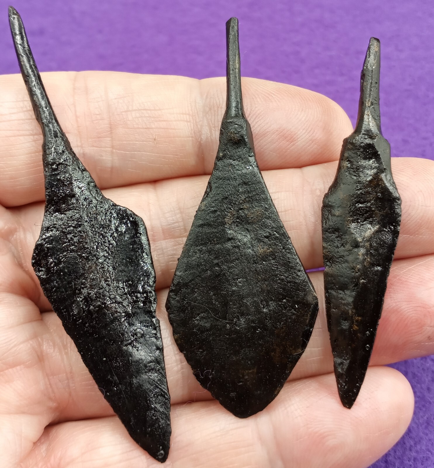 2,000 YR OLD ANCIENT ROMAN ARROW HEADS SET OF (3) | eBay
