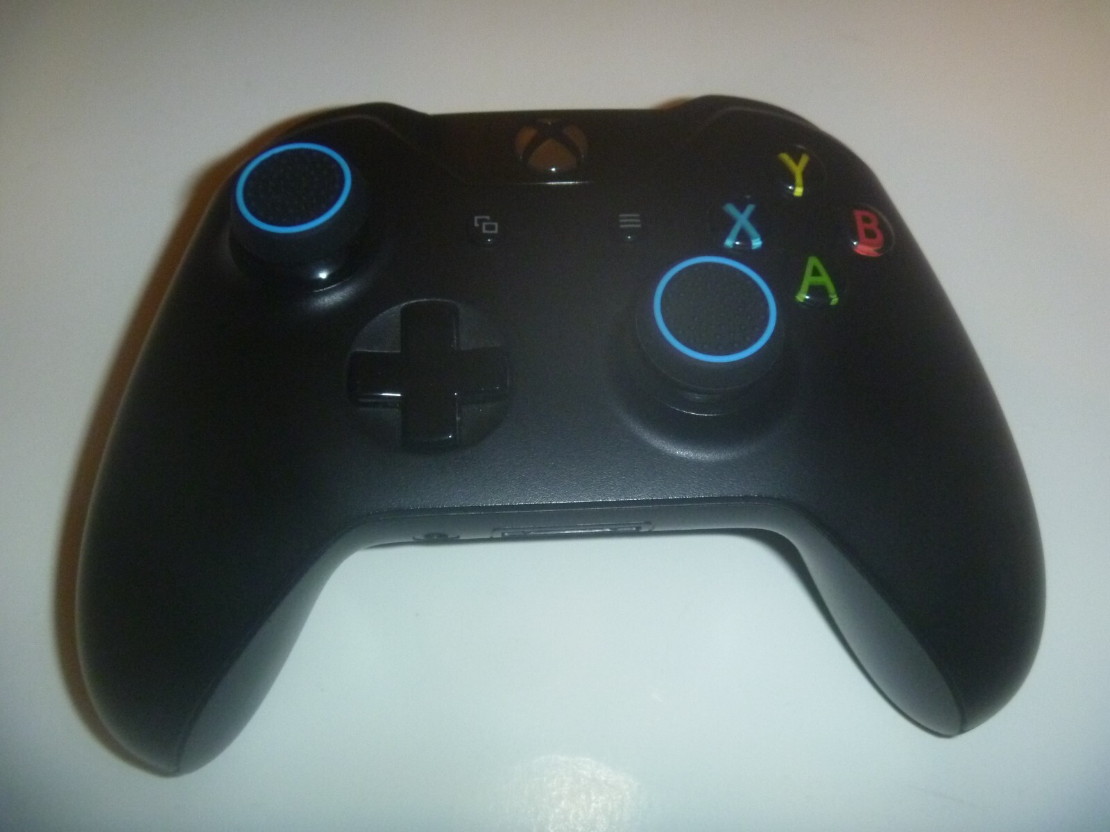 Official OEM Microsoft Xbox One Wireless Controller Black With New Grip ...