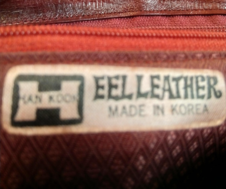 Vintage Han Kook Dark Red Eel Leather Small Shoulder Handbag 30x20x 4cm ...