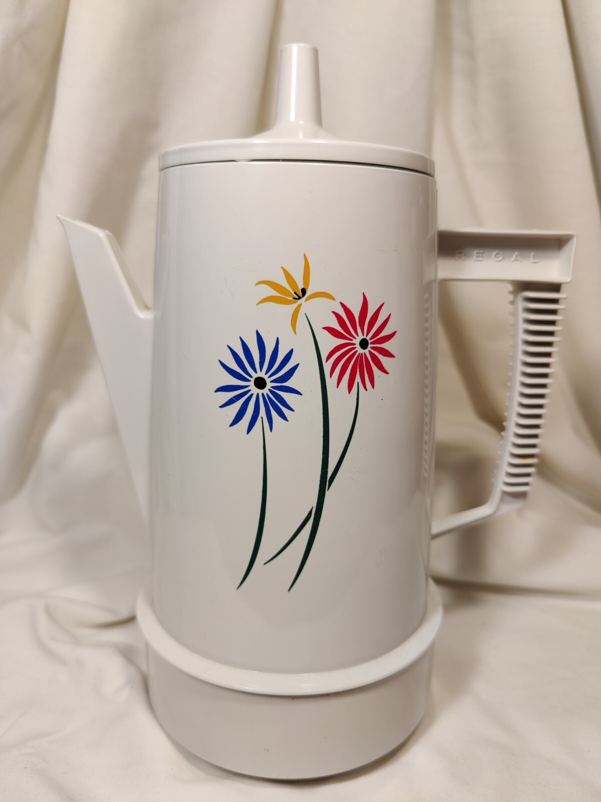 Regal Poly Perk 4-8 Cup Coffee Percolator White Blue Yellow Pink ...