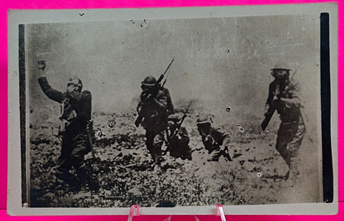 1800-1900s WW1 Soldiers Wearing Gas Mask Post Card | eBay