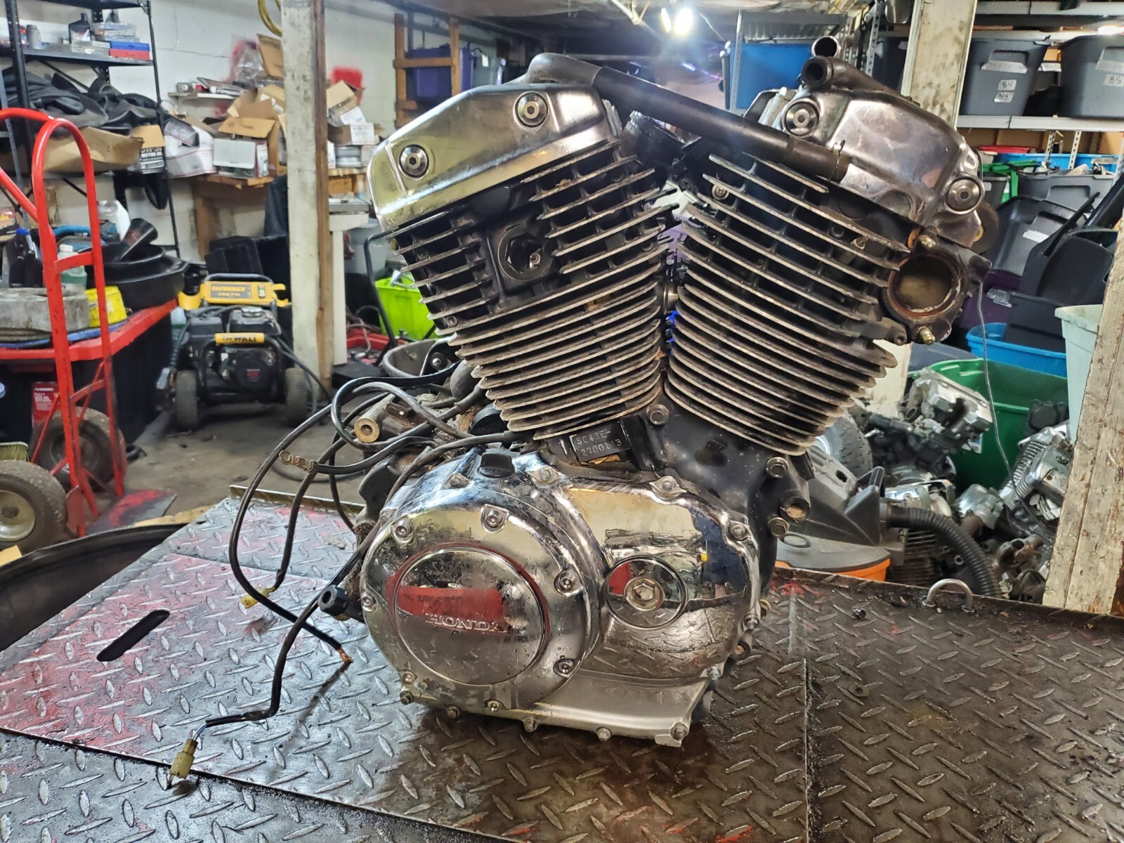 2007 Honda Shadow VT 1100 VT1100 Sabre Motor Engine Running | eBay