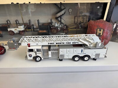 Conrad #5509 LTI Tower Ladder Fort Worth Fire 1:43 | eBay