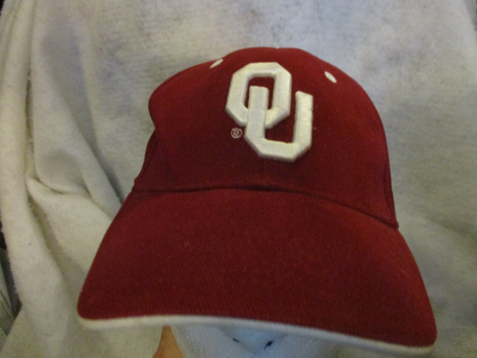 OKLAHOMA UNIVERSITY SOONERS SIGNATURES BRAND BASEBALL HAT CAP ONE SIZE ...