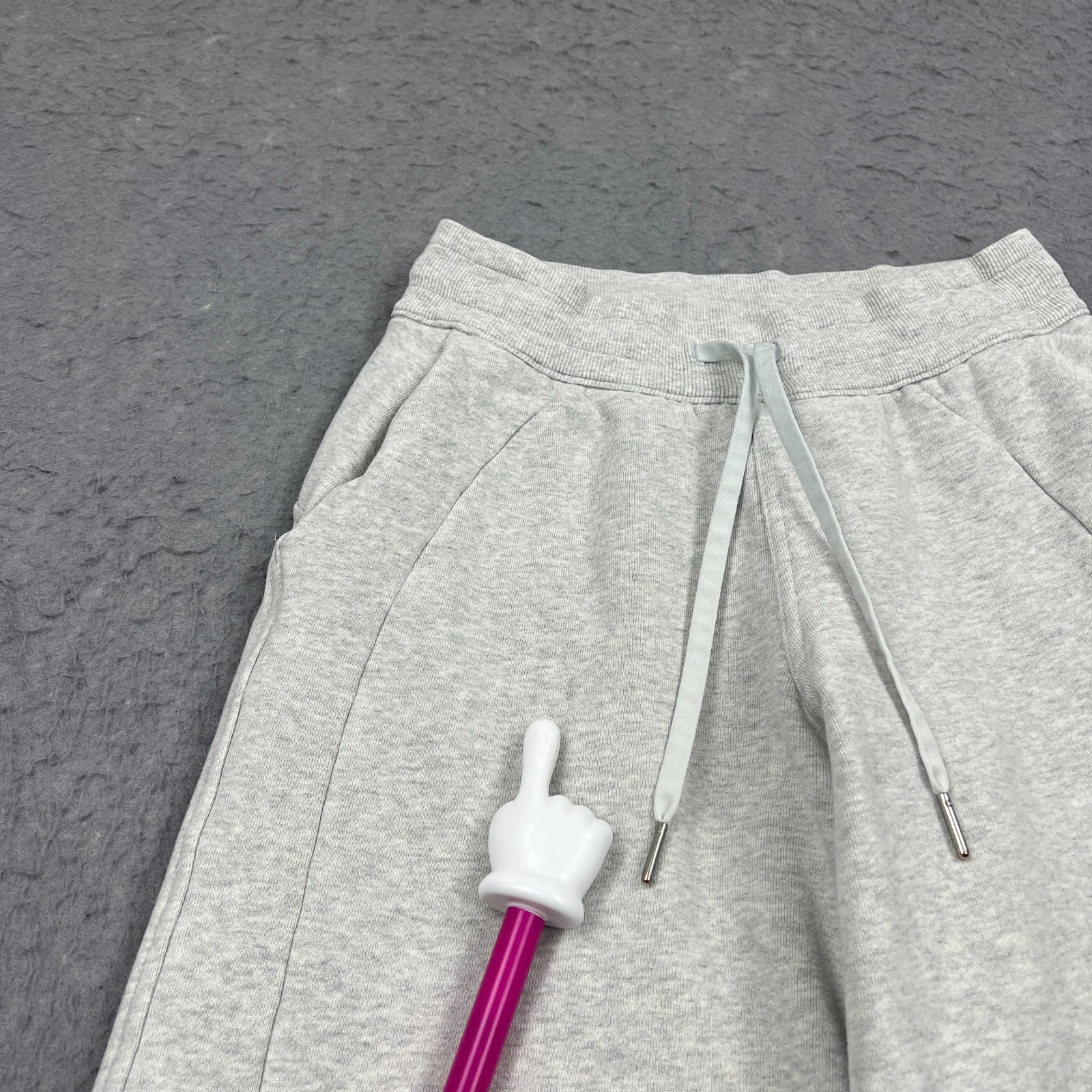 Lululemon Scuba Mid-Rise Wide-Leg Pant Women's 4 Gray Fleece Full ...