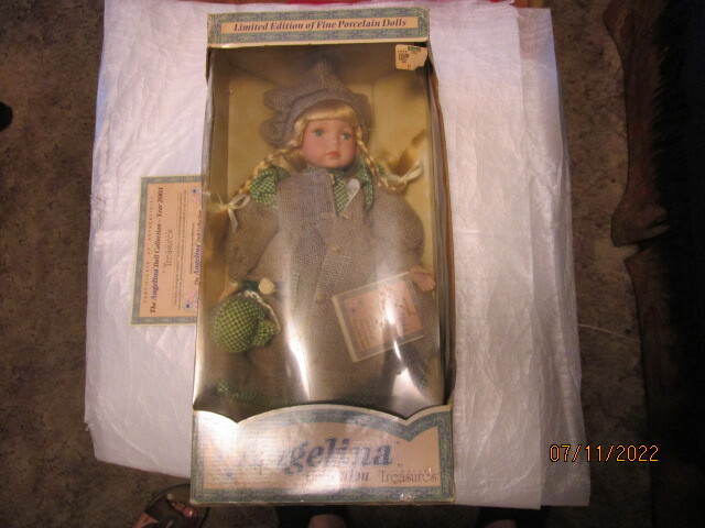 2001 Timeless Treasures Angelina Collection Special Edition Porcelain ...