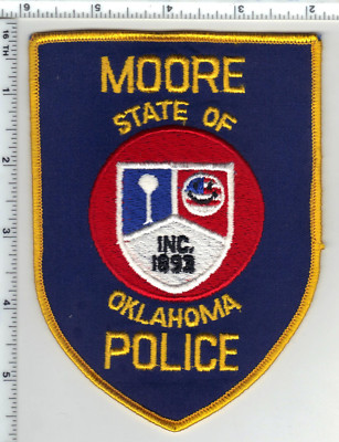 Moore Police (Oklahoma) 4th Issue Shoulder Patch from the 1980's | eBay