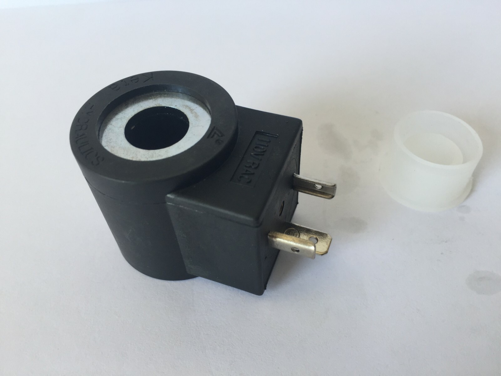 Premium Quality HydraForce 10 Series 24V Solenoid Coil 6356024 ...