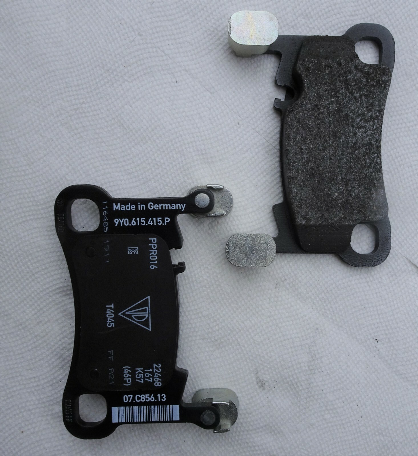 PORSCHE CAYENNE 2018 E3 BRAKE PADS NEW 9Y0698451 P ( A C ) | eBay