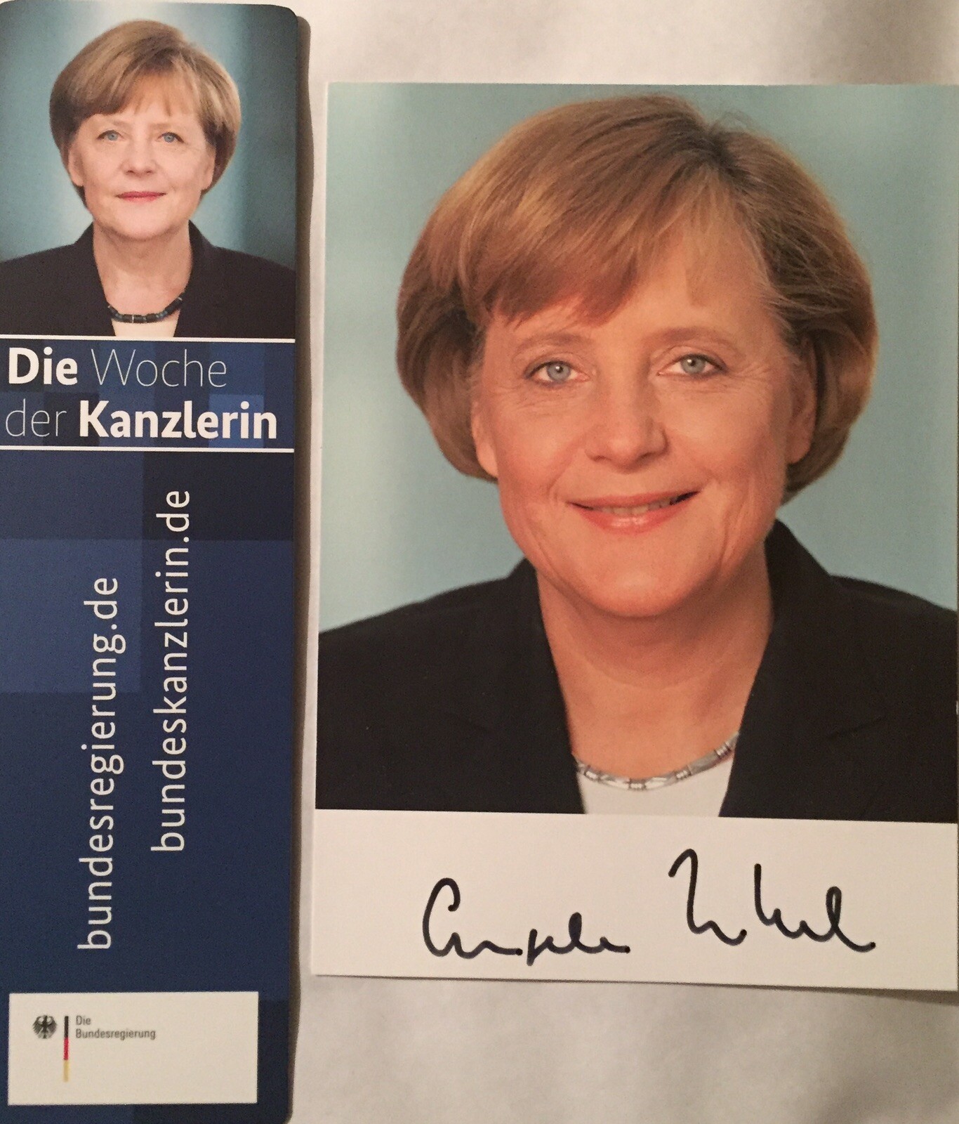 Angela Merkel signiert Kanzlerin Karte mit Buch Original Unterschrift ...