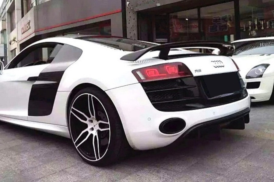 Audi R8 Blanco Mate Experience The Thrill Of Driving An Audi R8 V10