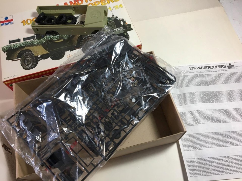 1/24 model kit Land Rover 109 Paratroopers ESCI | No. 3037 | 1:24 | eBay UK