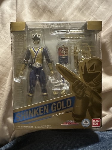 Power Rangers Samurai Sentai Shinkenger Shinken Gold S.H.Figuarts ...