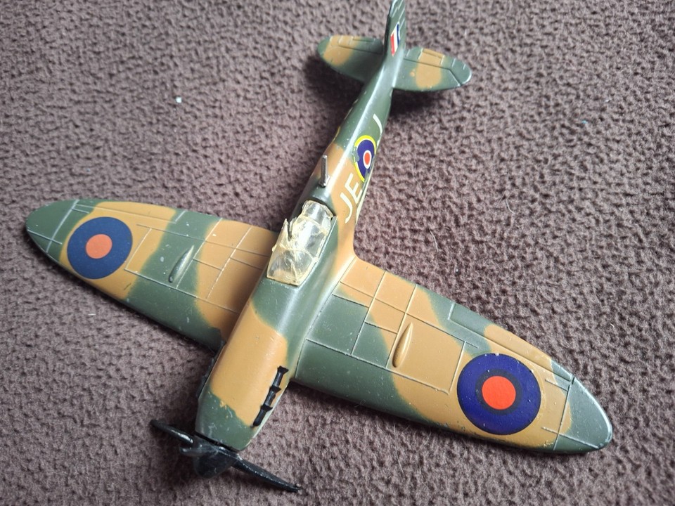 Dinky Toys Spitfire Mk ii (719) Diecast Model | eBay UK