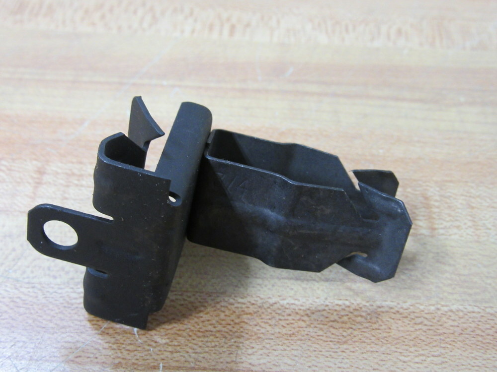 Erico Caddy 12P24 Combo Conduit Hanger Clamp (Pack of 98) | eBay