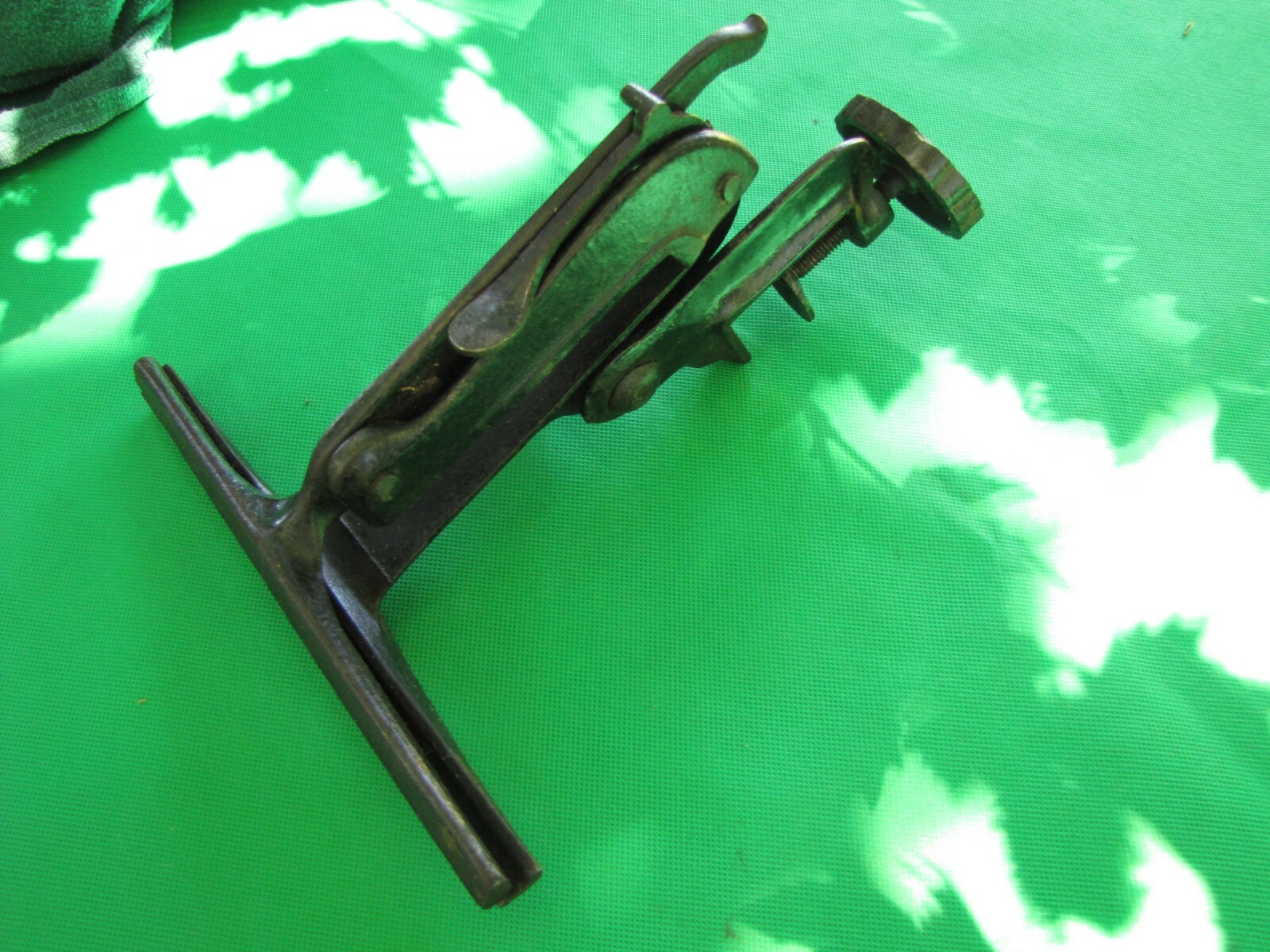 Vintage 9" Cam Lock Saw Vise | eBay