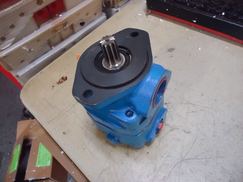 Fluidyne WF820598 Hydraulic Power Steering Vane Pump Cast Iron A3840003 ...