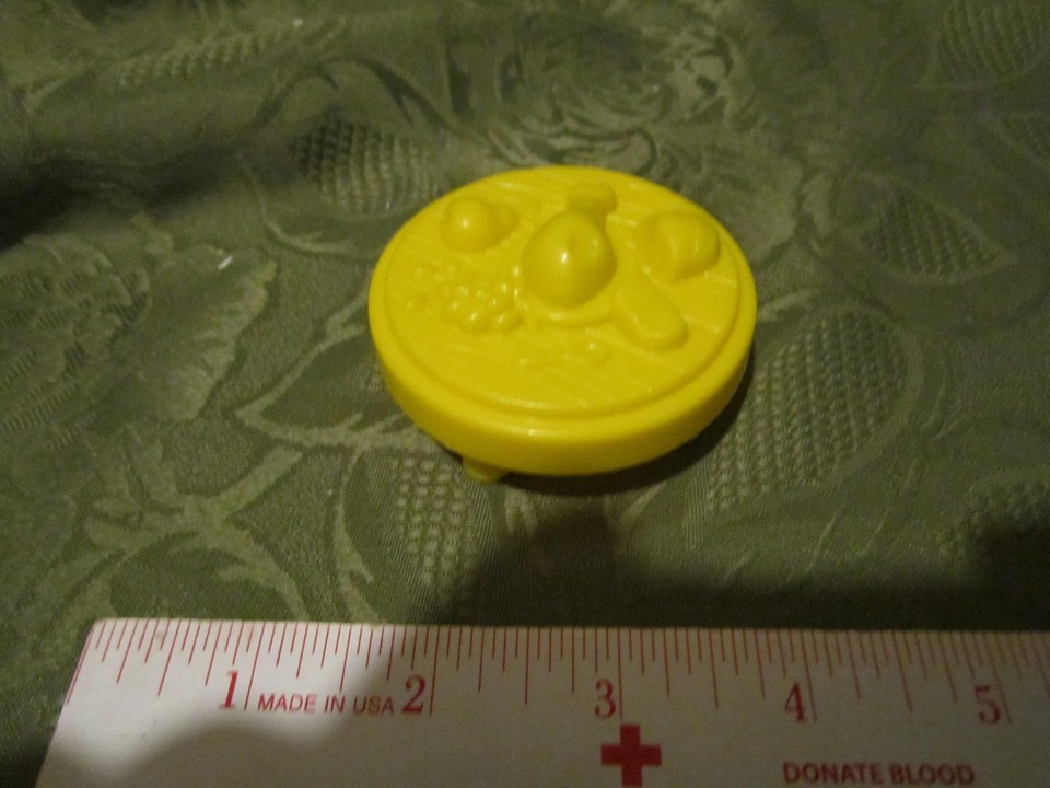 Playskool People Weebles part castle farm house yellow table food ...