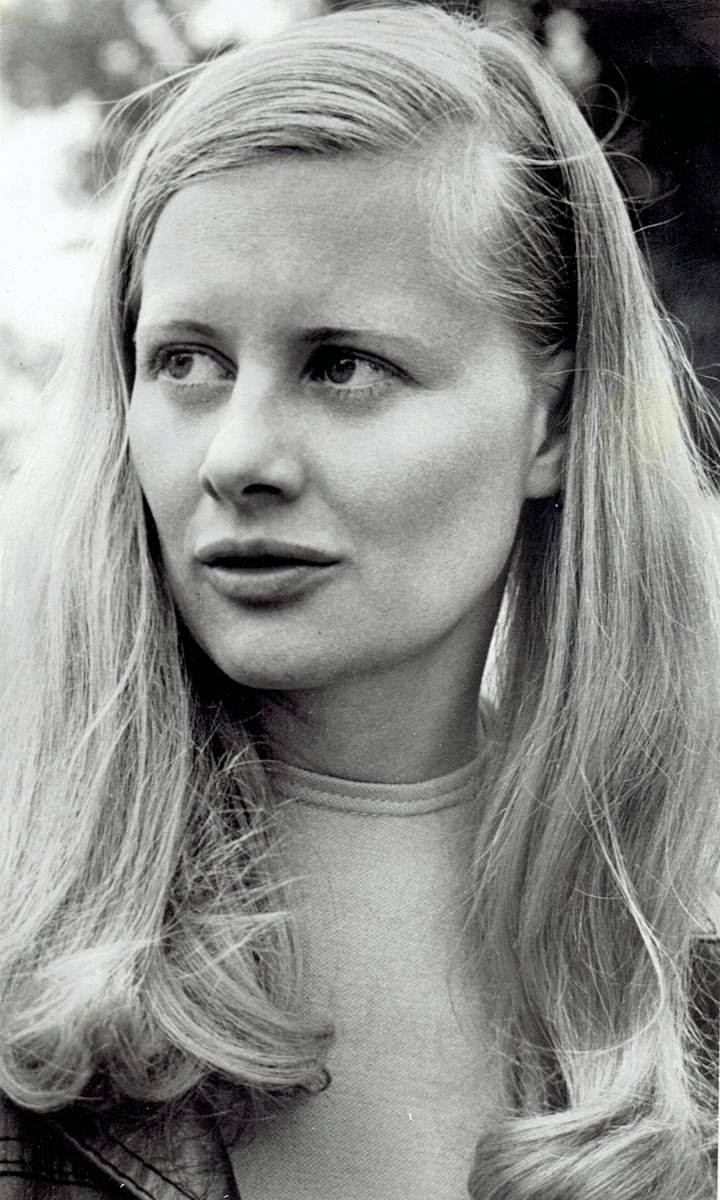 Shirley Knight Movies