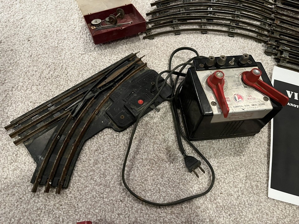 Vintage Lionel & Marx Train Lot 40 X Track, 1 Engine, 11 Cars, 2 Power ...