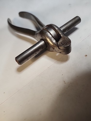 OWB & Co Clock Watch Makers Mainspring Let Down Key Pliers Tool 4.13mm ...