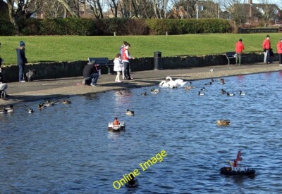 Photo 6x4 Tynemouth Boating Lake Model boats on the lake c2012 | eBay UK