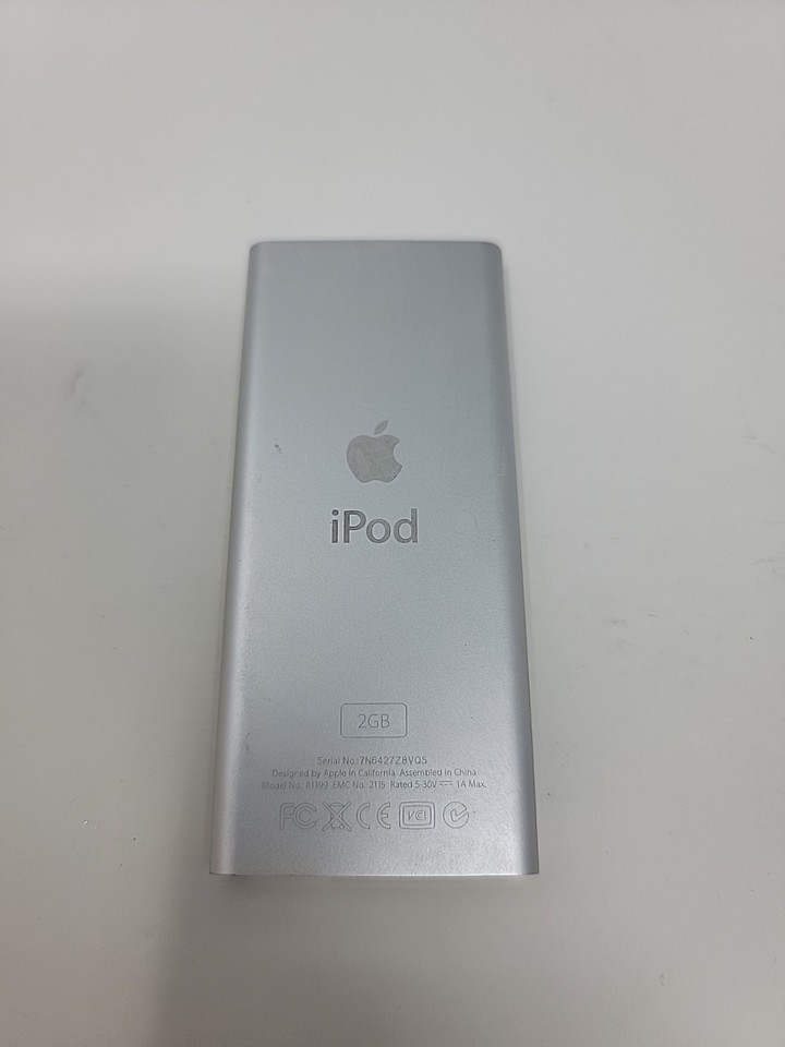 Apple iPod Nano 2nd Gen A1199 EMC 2115 2GB Silver Ipod Only | eBay