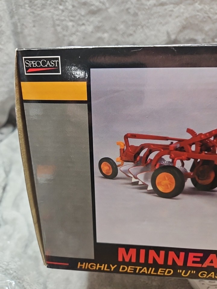 SpecCast 1/16 Minneapolis Moline U Gas Tractor With MM 3 Bottom Plow ...