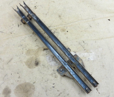 1957 1960 Ford Truck Door WINDOW REAR GLASS CHANNELS / GUIDES Original ...