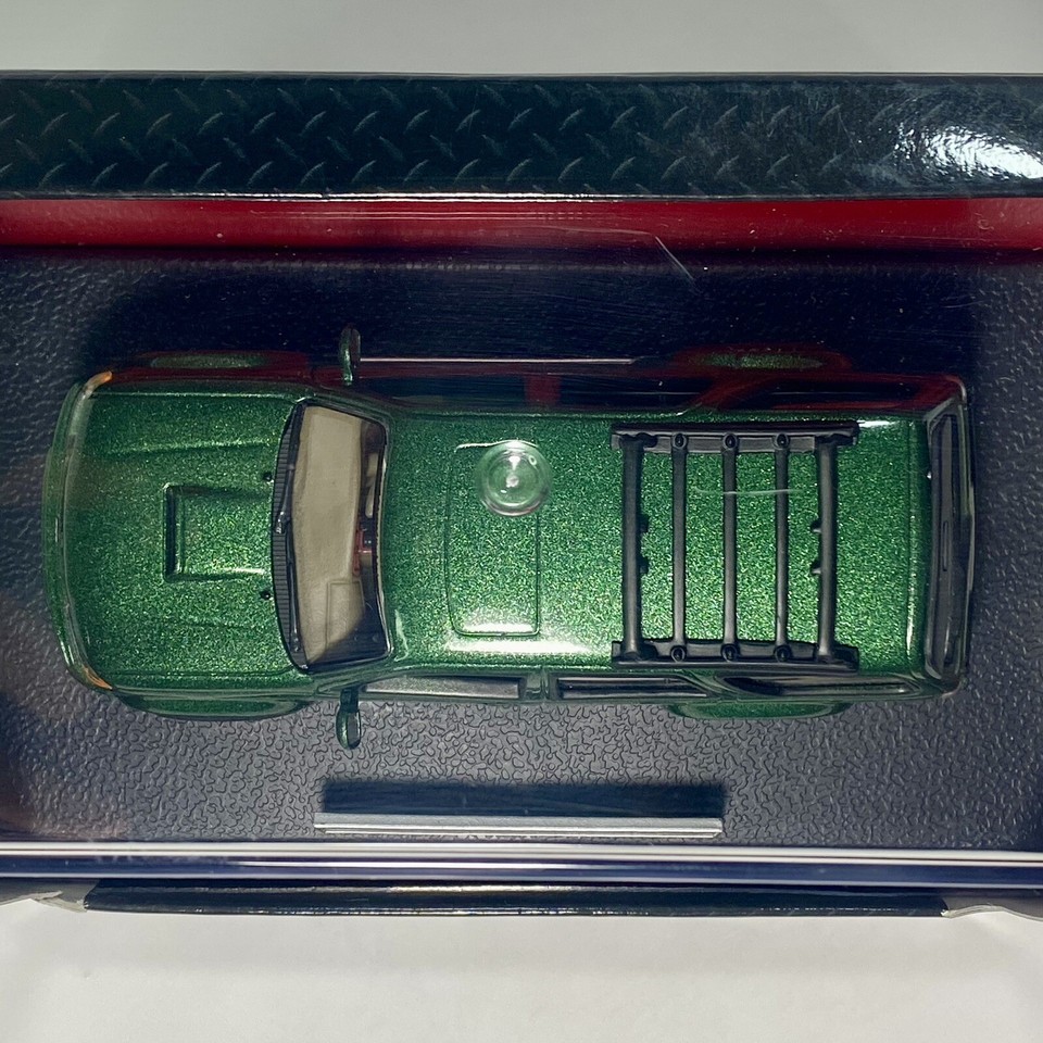 Unique Replicas Toyota 4Runner Hilux Surf Low Rider 1:38 Diecast SUV ...