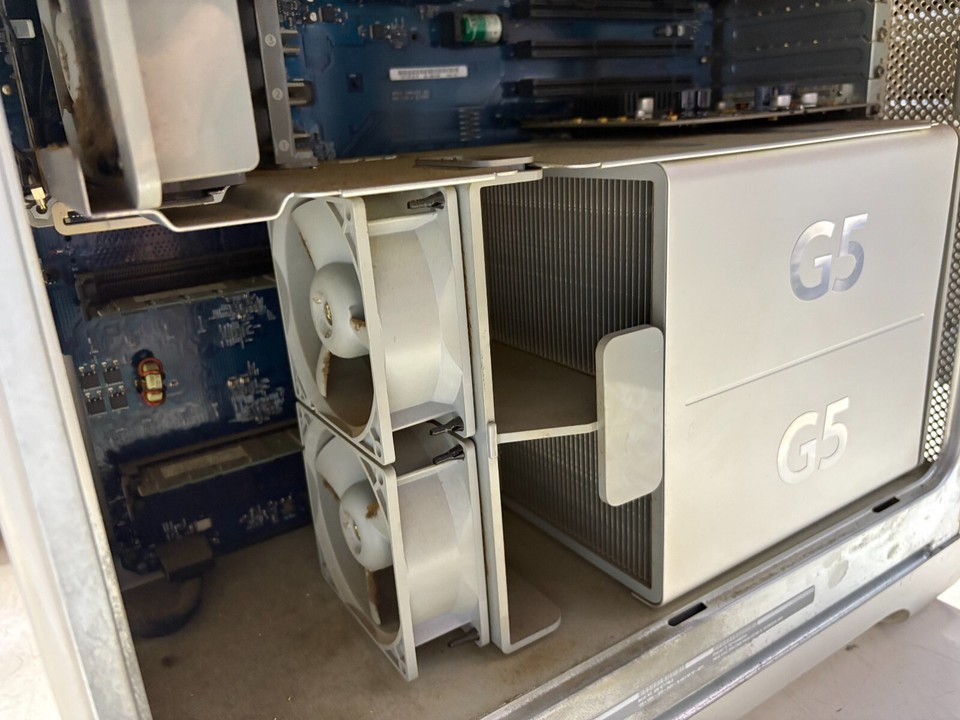 Apple PowerMac Desktop Dual 2GHz PowerPC G5, 2GB DDR SDRAM w/ DVI to ...