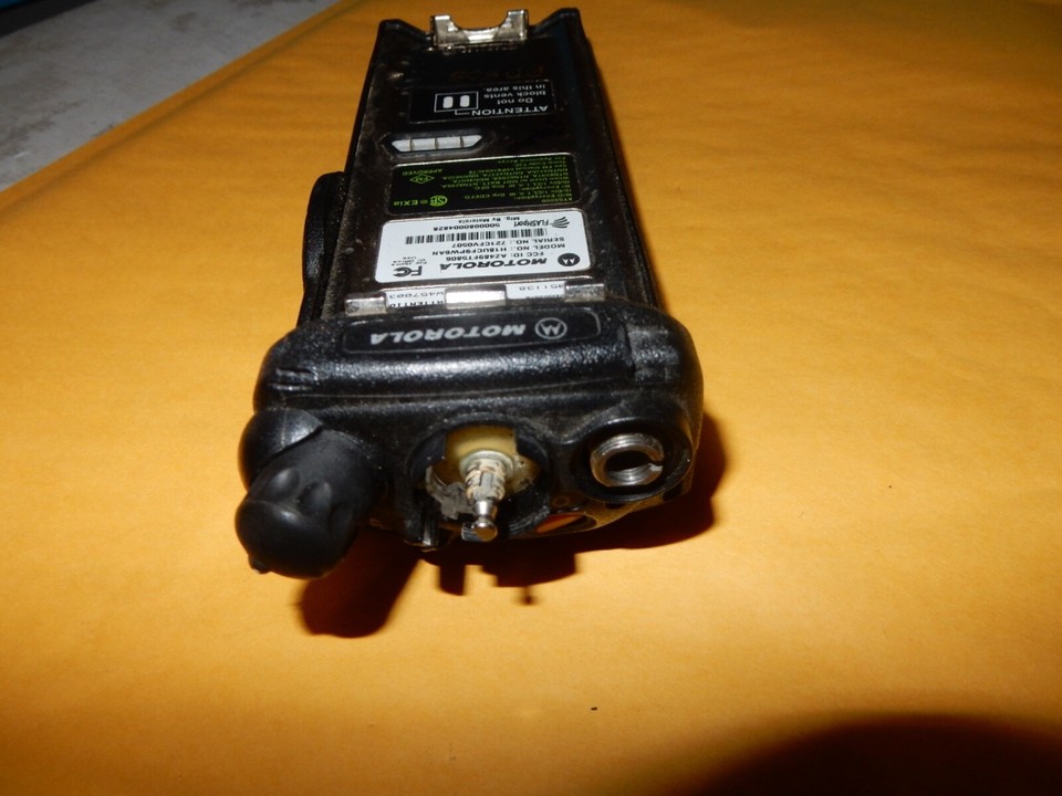 Motorola XTS500 R Model II H18UCF9PW6AN 700/800MHz P25 Radio - No ...