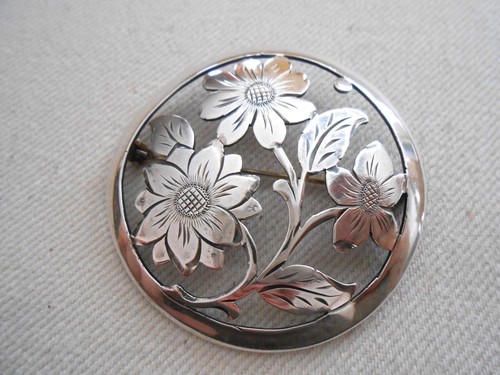Round Vintage 900 Sterling Silver Handarbeit Floral Brooch 035010 | eBay